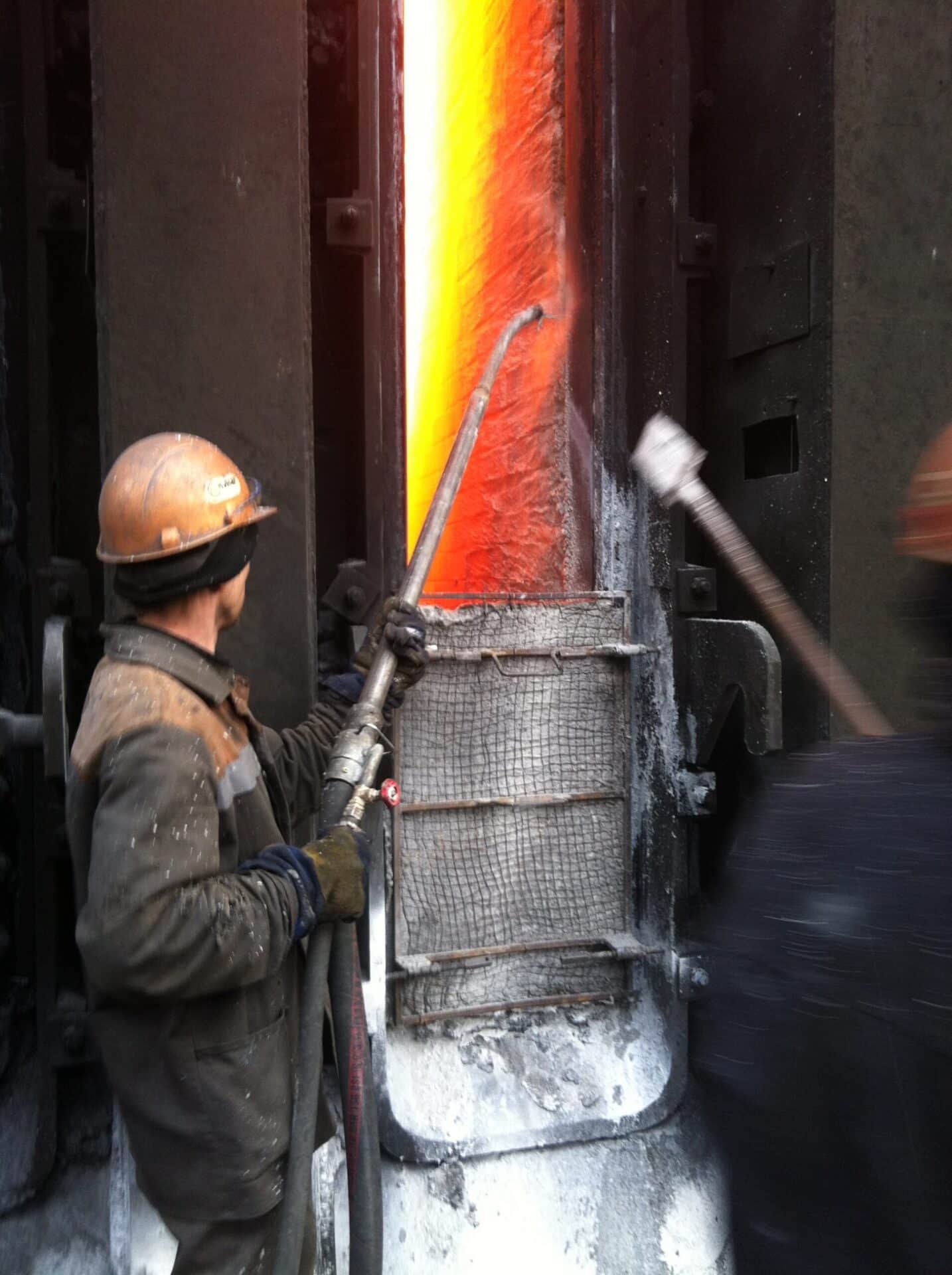 Application Of Fire Resistant Materials In The Foundry Industry Tornado Shotcrete Equipment
