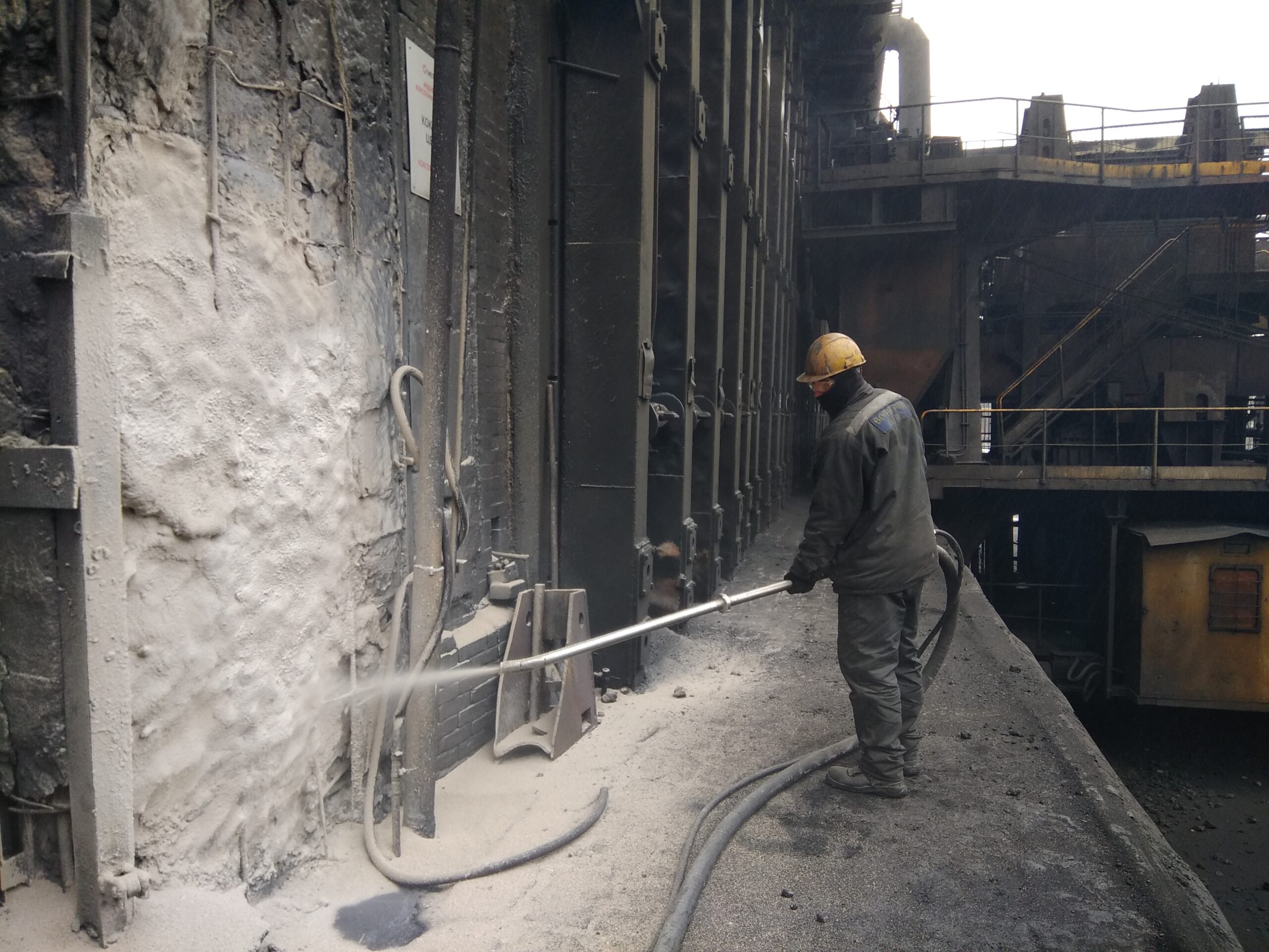 Repairing reinforced concrete structures: types and restoration options ...